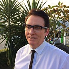 Our Staff – Geoff Robertson Optometrist